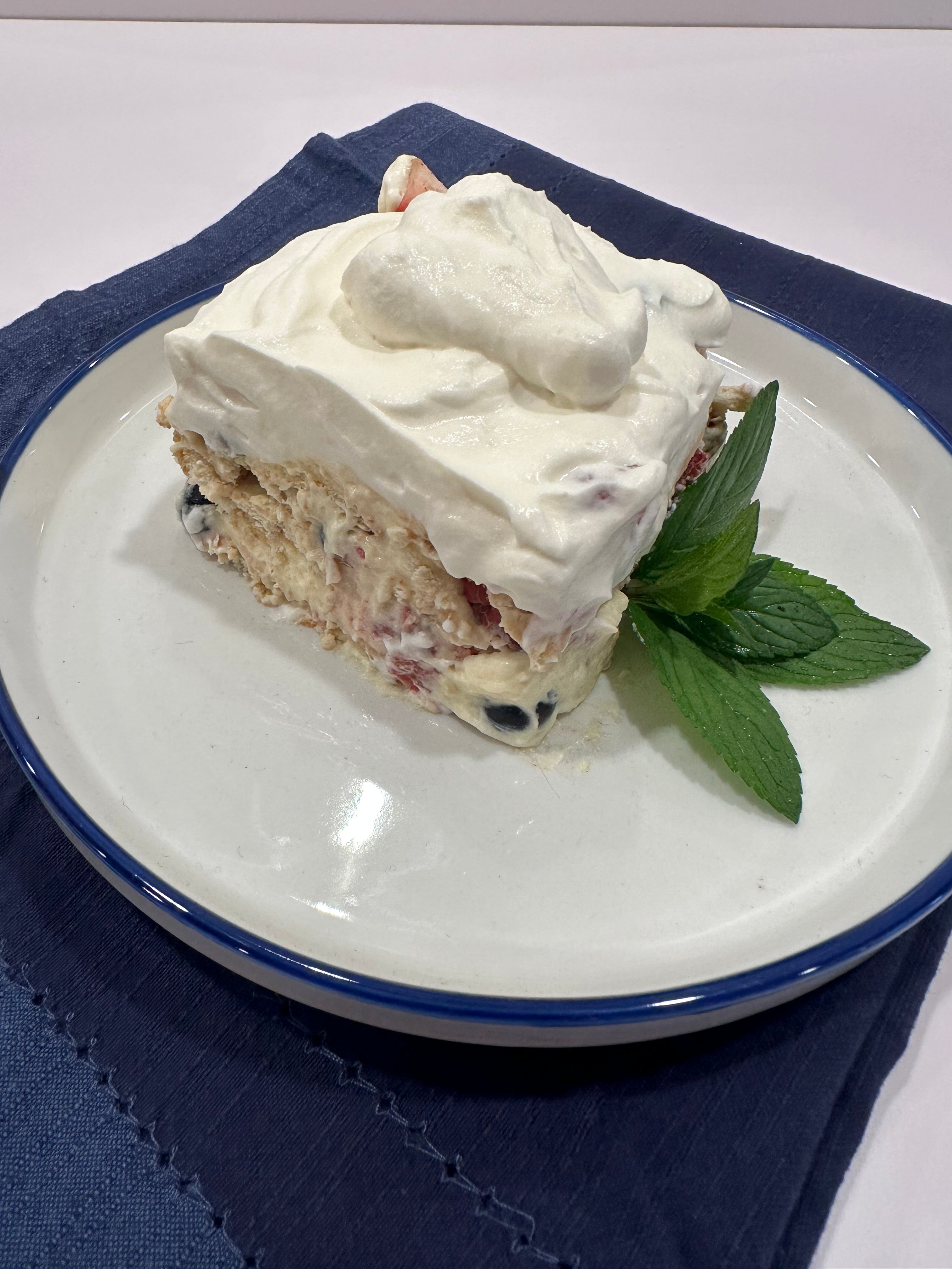 Mixed Berry Icebox Cake – Casa Bella Vida